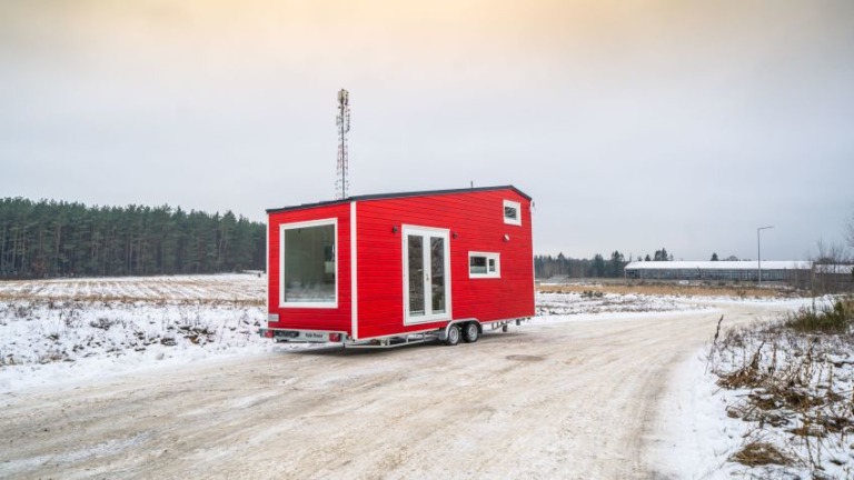 Attractive Red Mobi 05 DAISY Tiny House Has Cozy and Bright Interiors