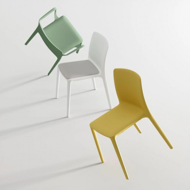 Made of Recycled Plastic and Fiberglass, Fluit Chair is Light and Stackable