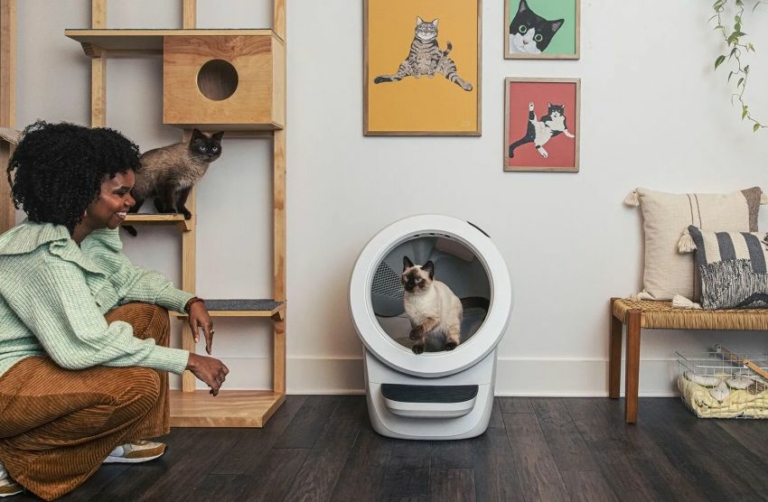 Litter-Robot 4 is Wi-Fi-Enabled, Self-Cleaning Litter Box for Cats