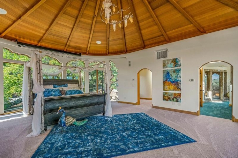 Oregon Home with Carved Wooden Interior has Wildlife Sanctuary Feel