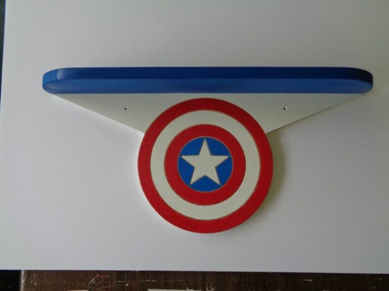 10+ Superhero-Themed Bookshelf Designs for Bookworms