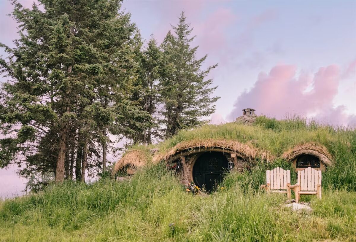 20 Real-Life Hobbit House Rentals in the World for Tolkien Fans