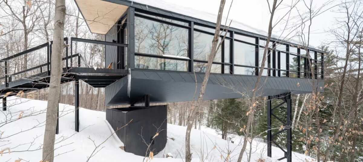 This Elevated Cabin in Canada Offers Expansive Views of La Pêche Lake