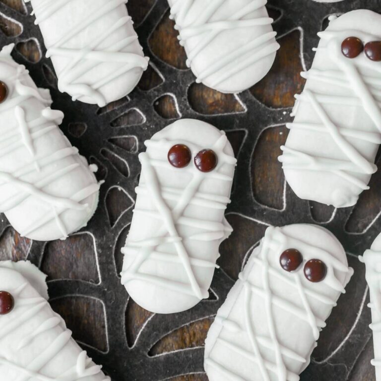 20+ Best Homemade Halloween Cookies to Try This Year