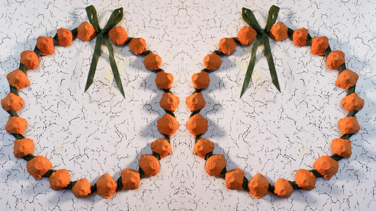 25+ Best Recycled Halloween Decorations and Crafts