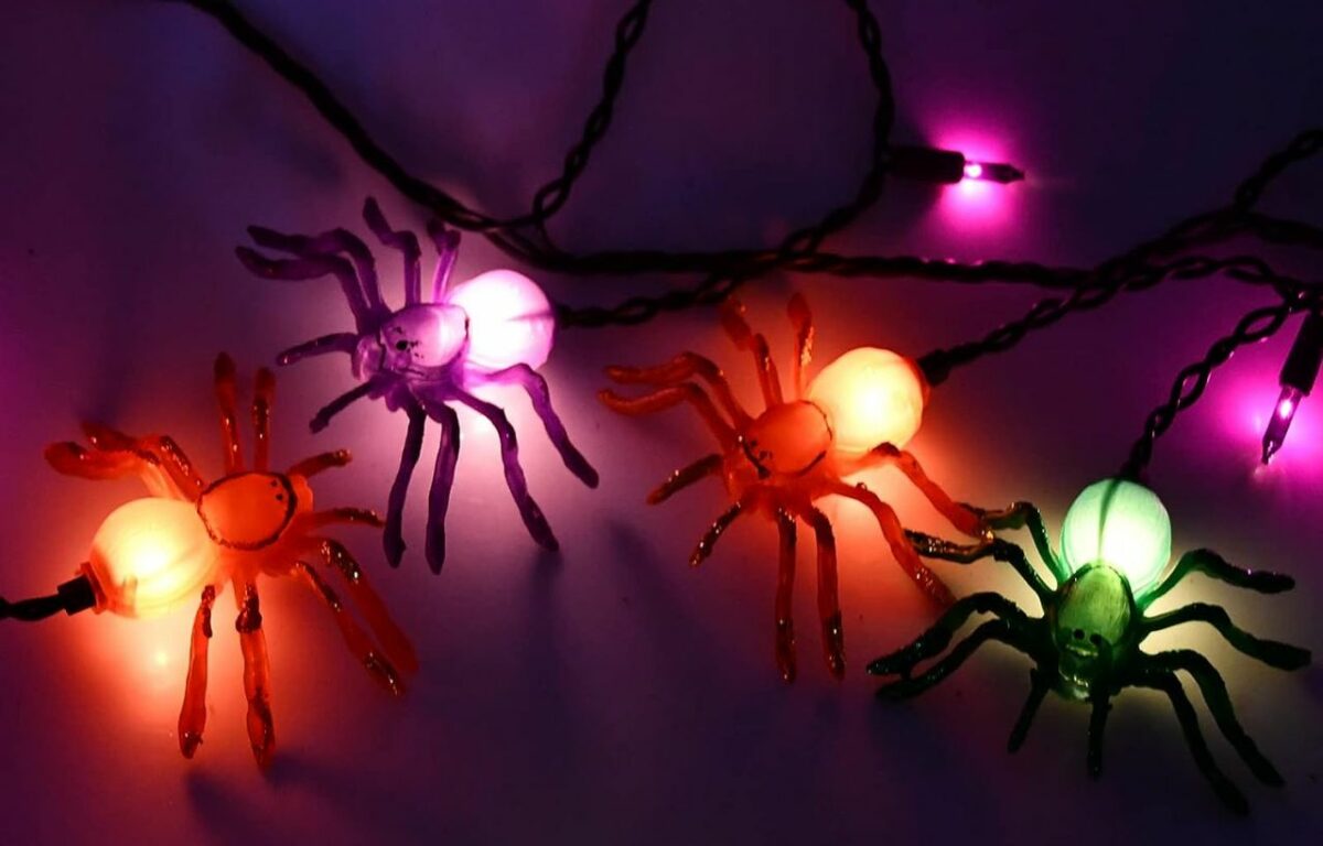 20+ Halloween String Lights to Spook up Your Decorations