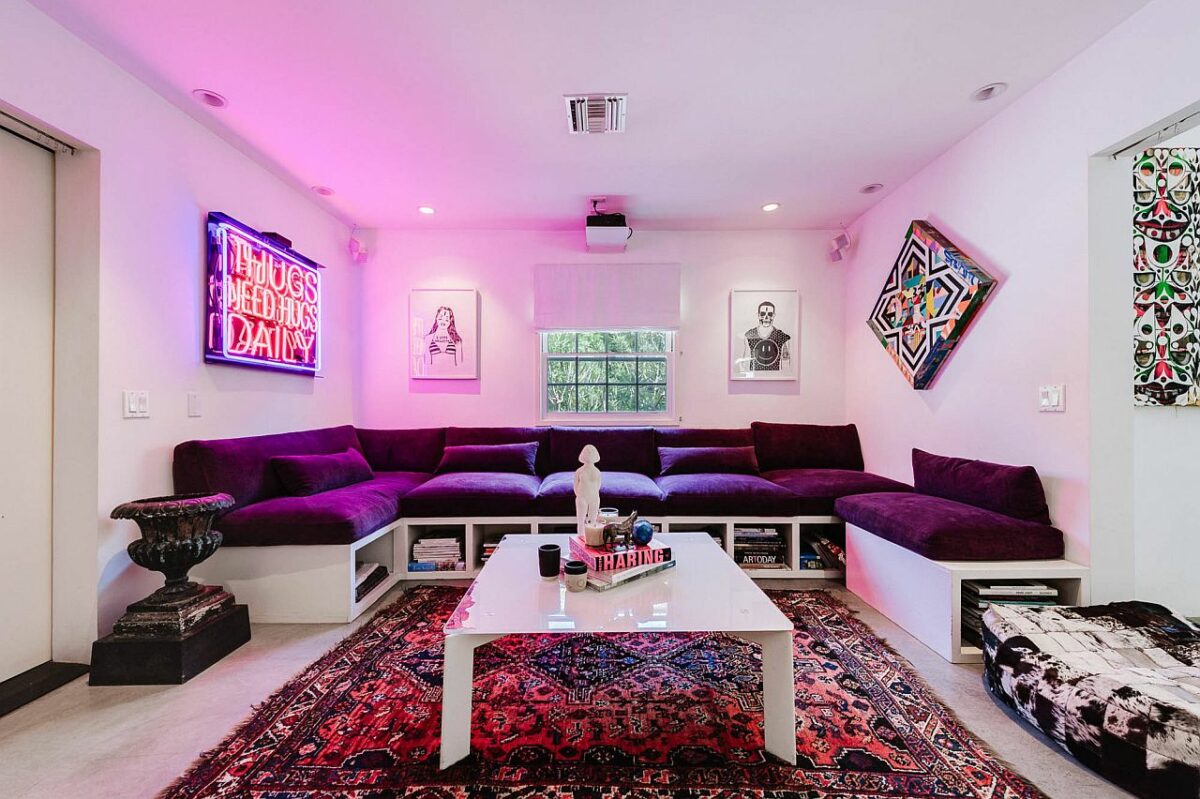Elegant Ways to Try Out Barbiecore Interior Design Trend