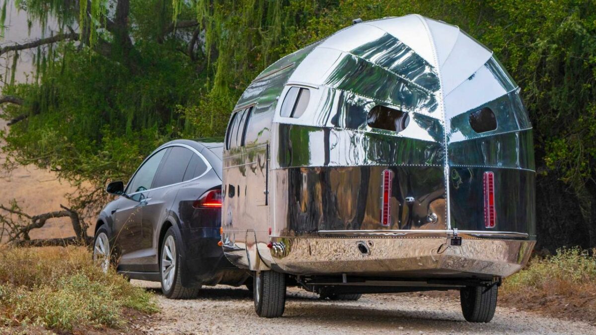 Bowlus's Ultra-Luxury Volterra is World's First All-Electric RV