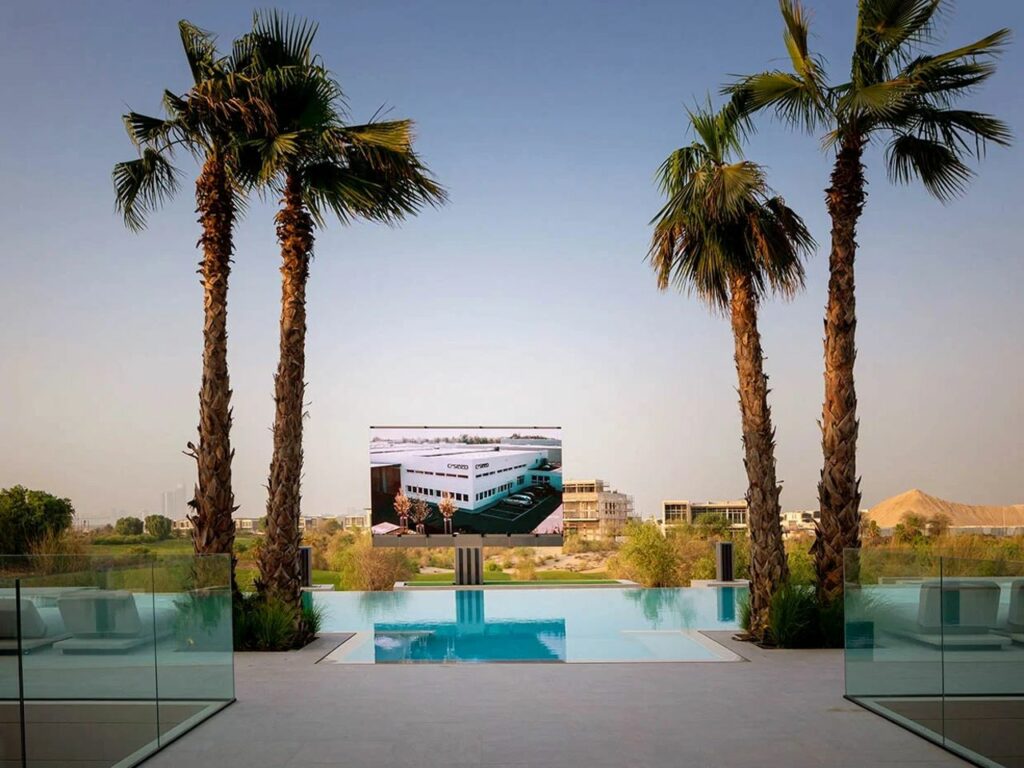 C SEED Unveils World’s First-Ever Foldable Outdoor TV