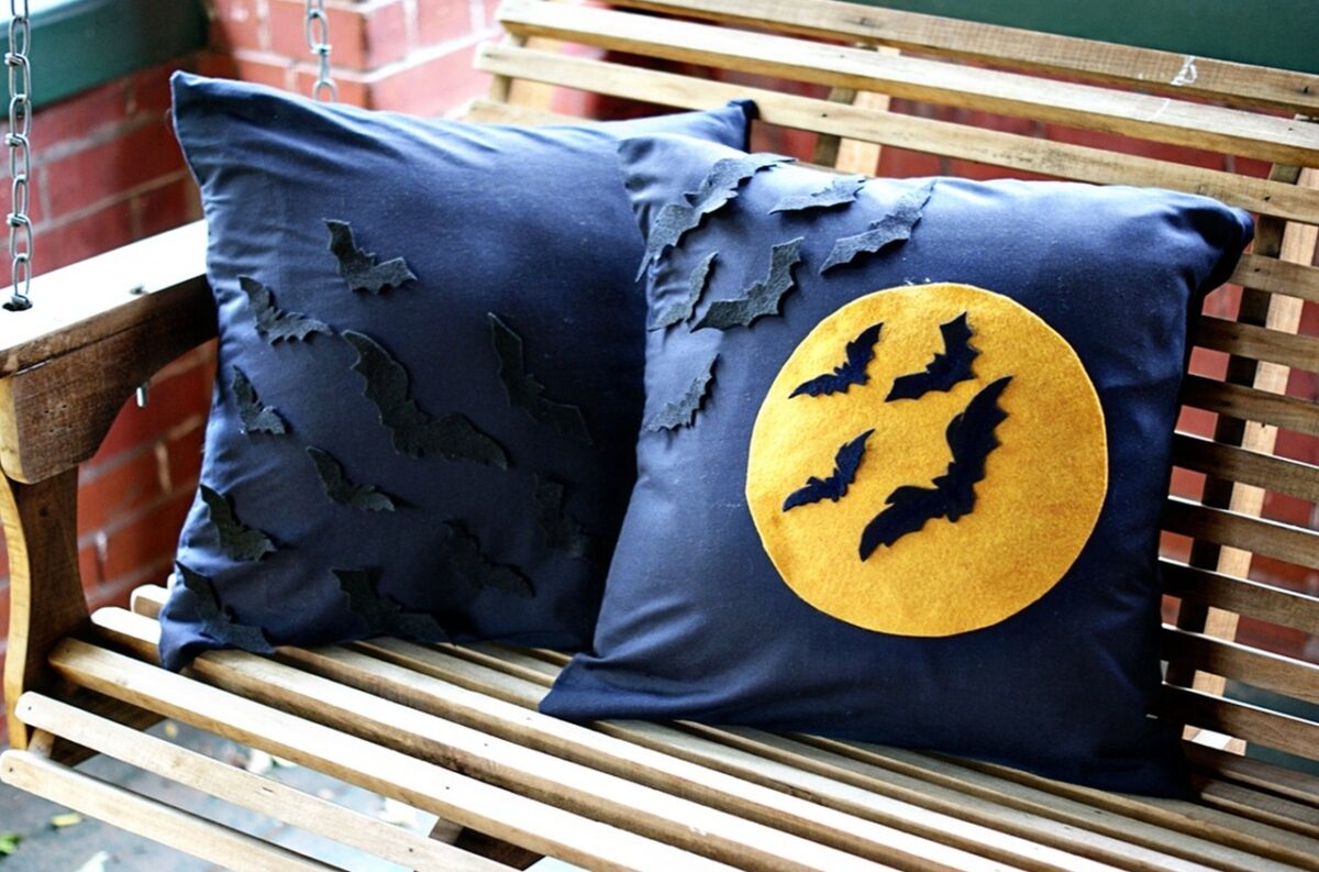 DIY Halloween Cushions and Throw Pillows Ideas to Try in 2025