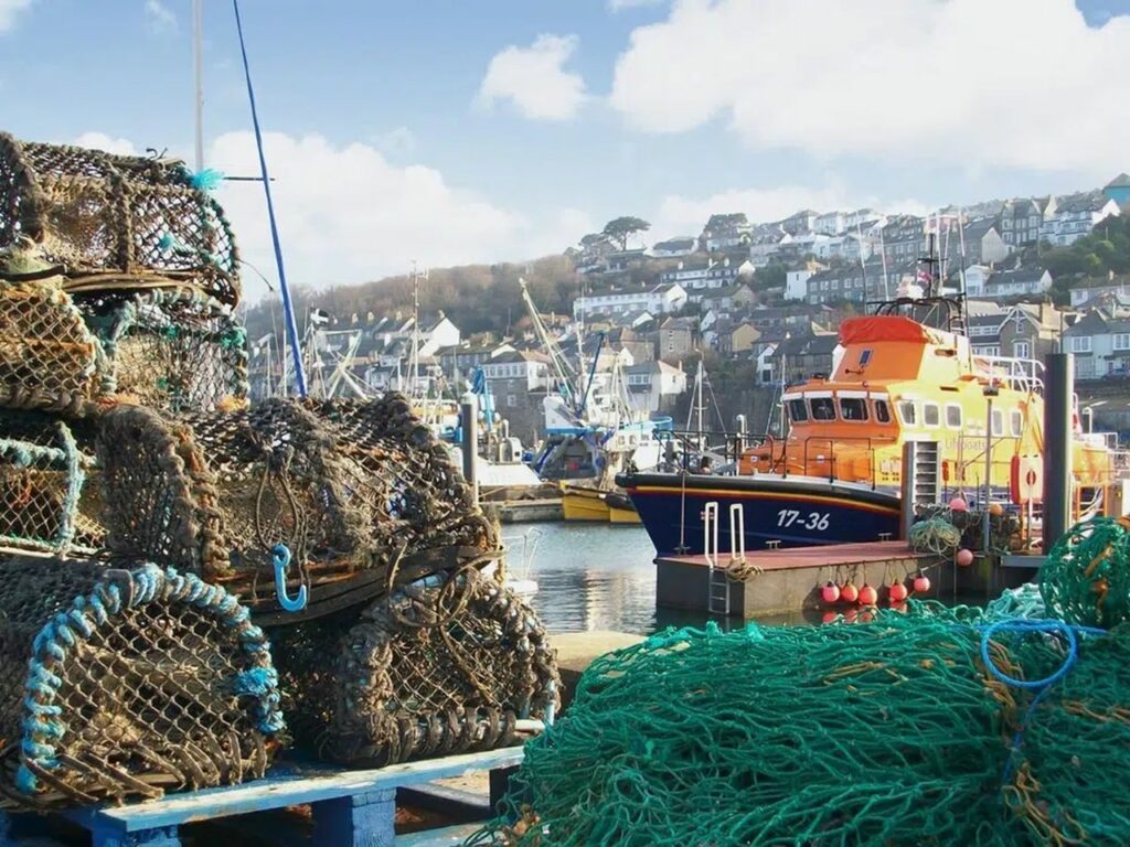 These 3D Printed Lamps are Made of Recycled Fishing Nets