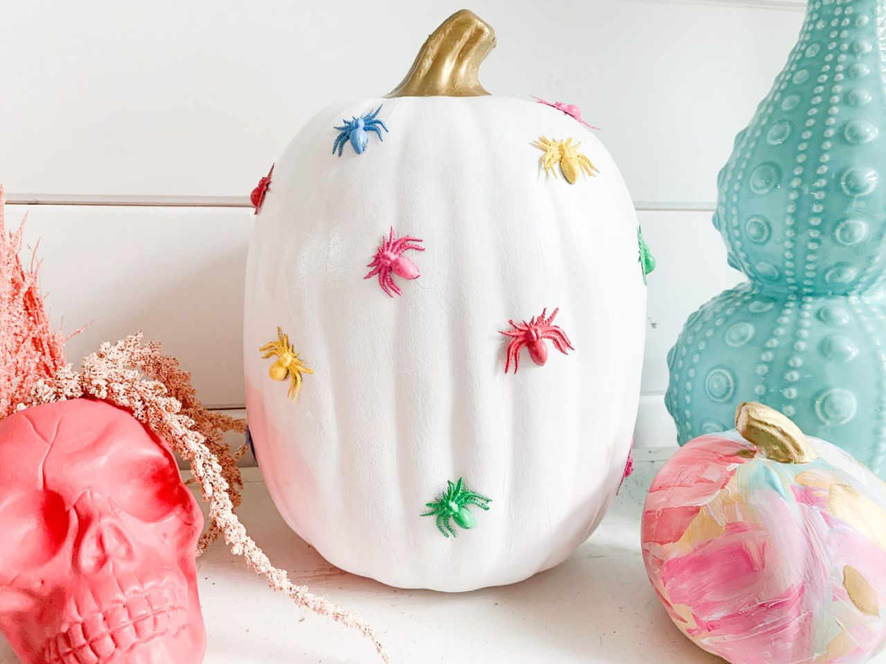 20+ DIY Spider Halloween Decorations for Your Inspiration
