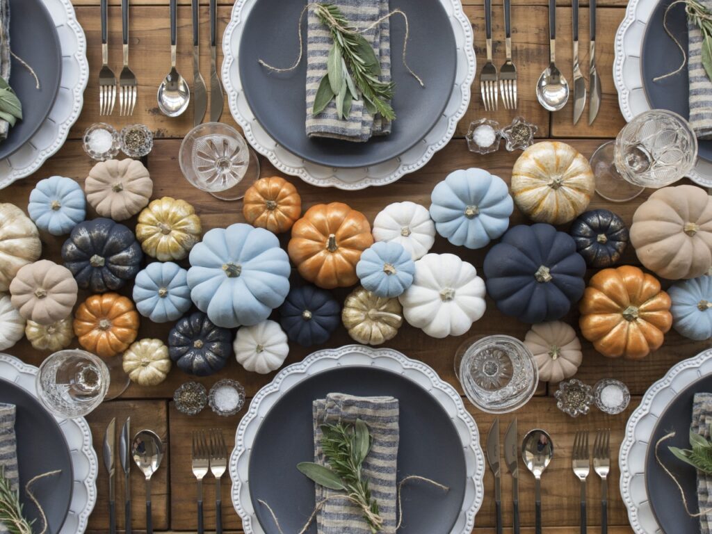 20+ Halloween Table Decoration Ideas You Must Try