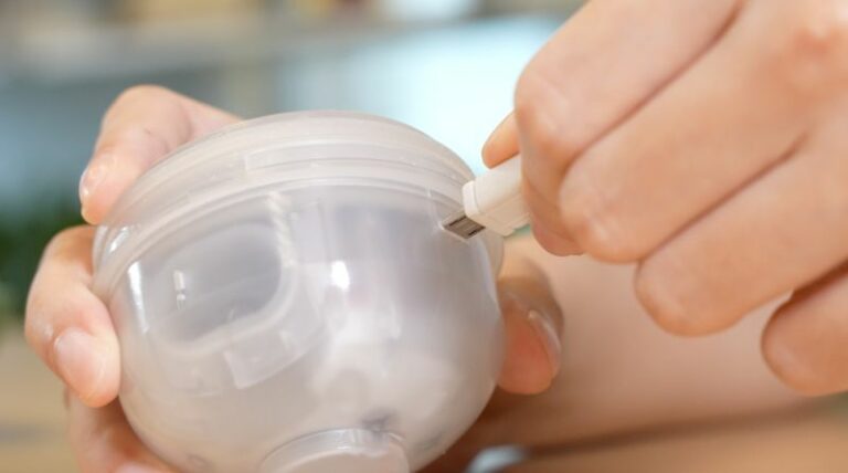 Wicked Egg is Automatic Interactive Toy for Wicked Pets