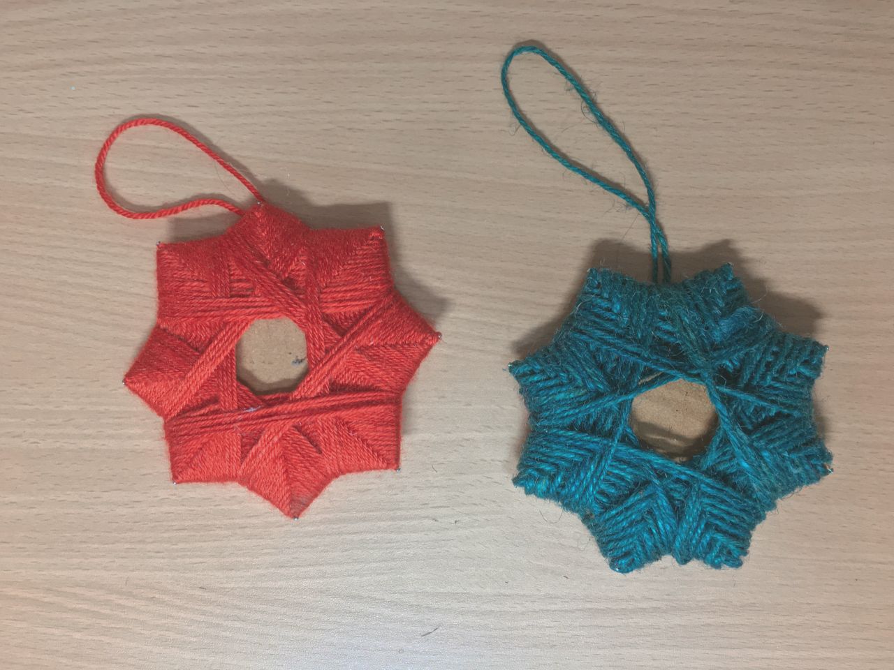 50+ Recycled Christmas Decorations Made From Material at Home