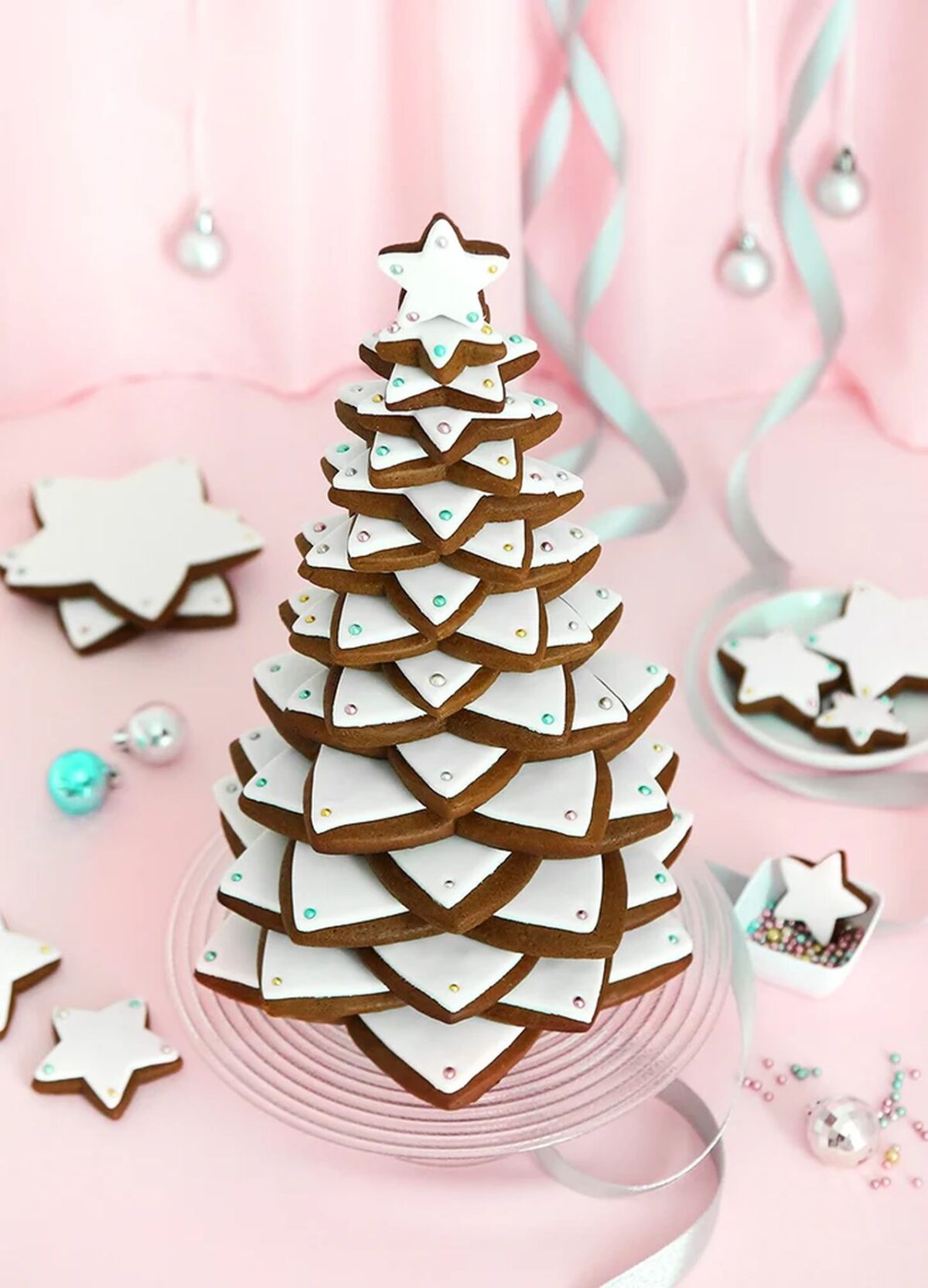 40 Edible Christmas Decorations You can Make at Home