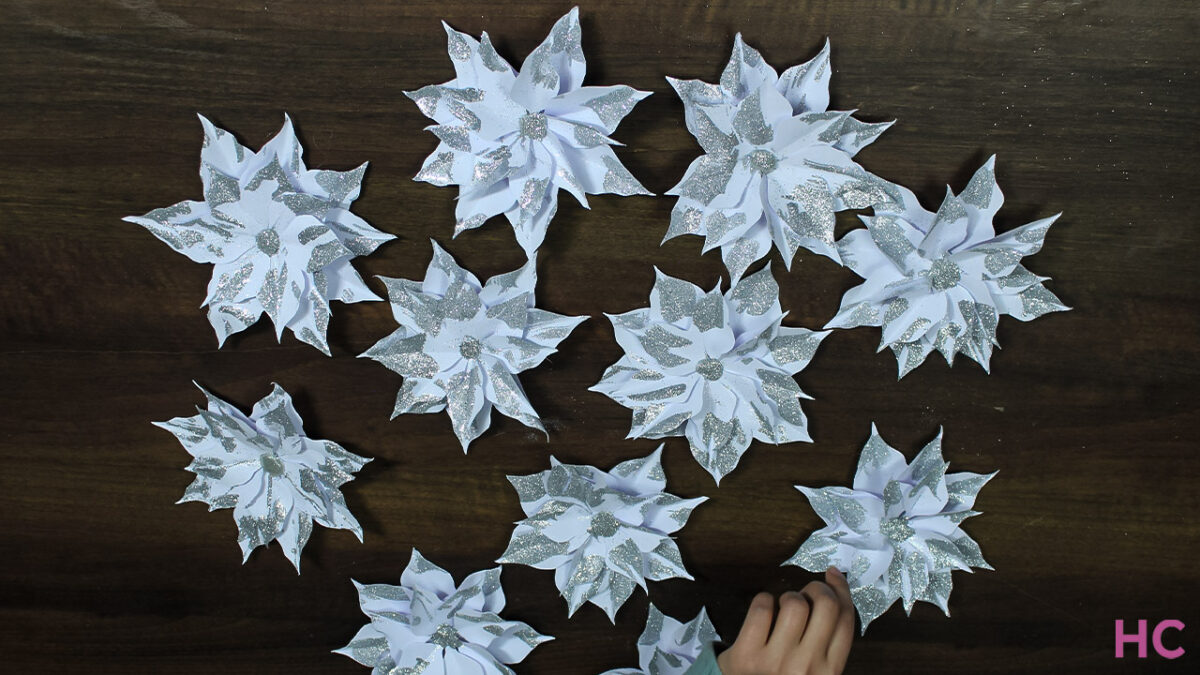 How to Make Paper Poinsettia Christmas Wreath
