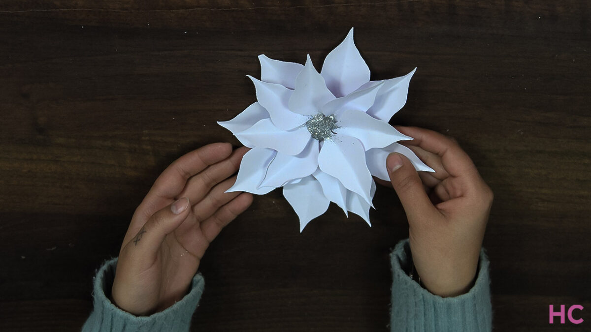 How to Make Paper Poinsettia Christmas Wreath