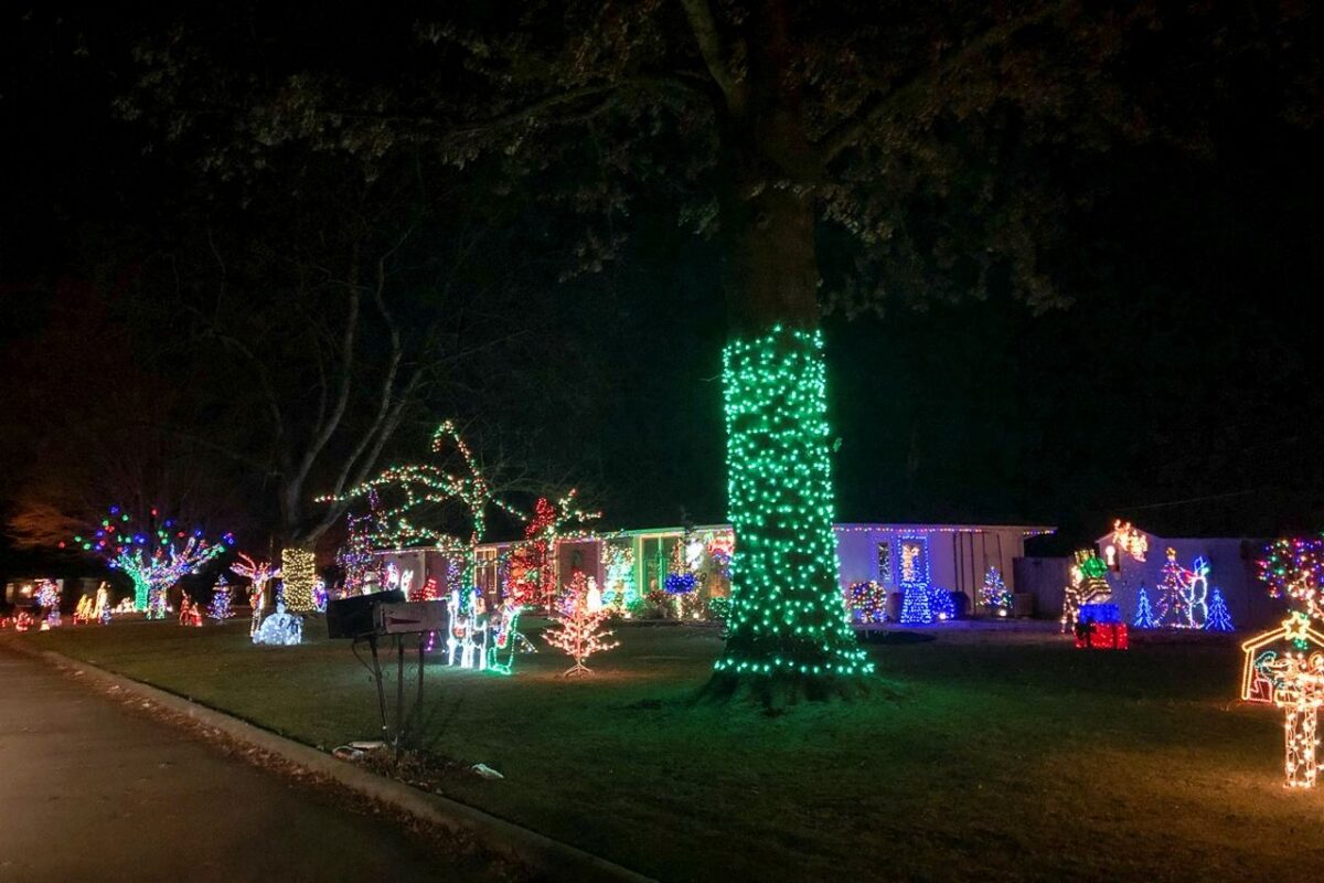 Christmas Light Displays for Your Home Exterior & Beyond