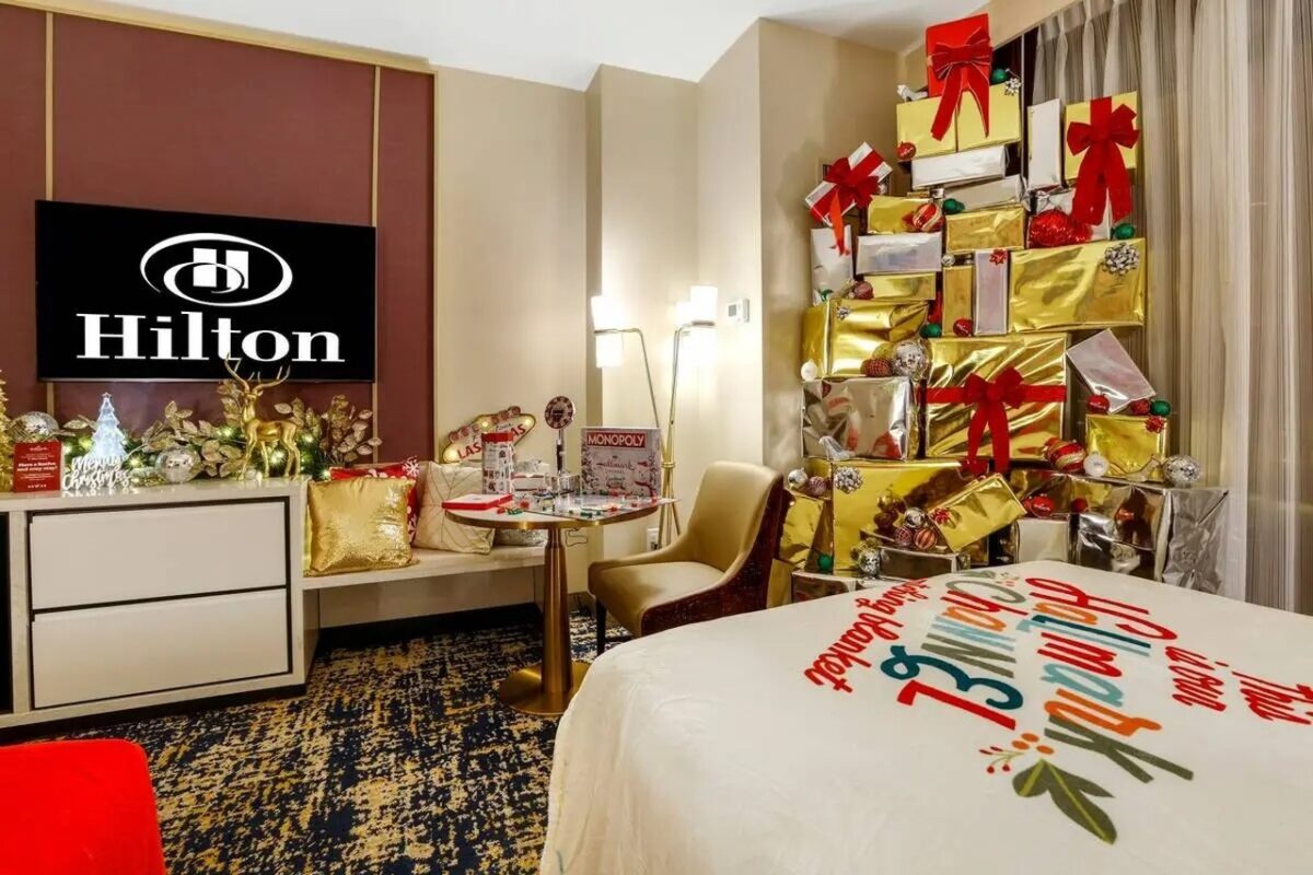 Indulge in Christmas Festivities at This Luxury Hotel Suite