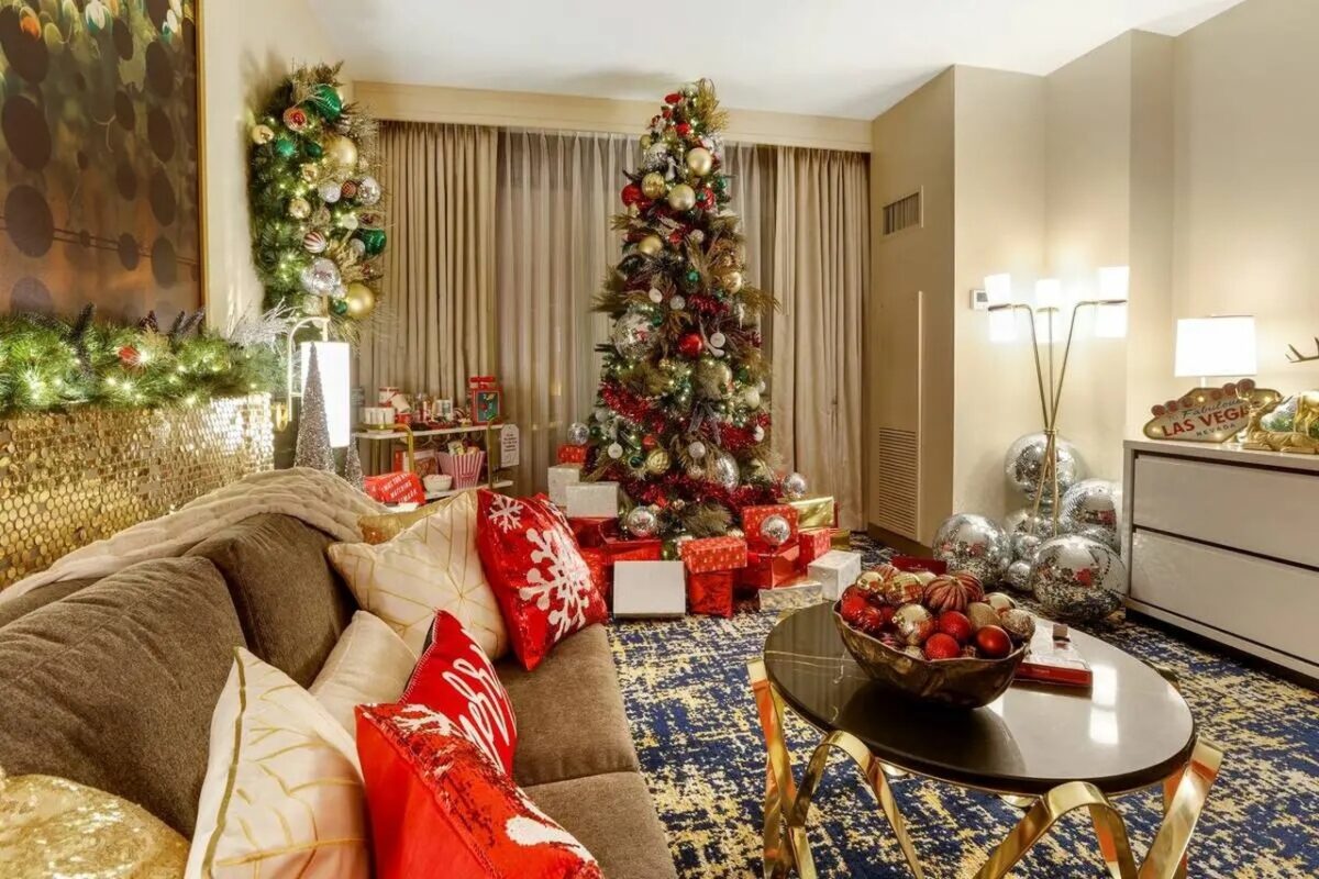 Indulge in Christmas Festivities at This Luxury Hotel Suite