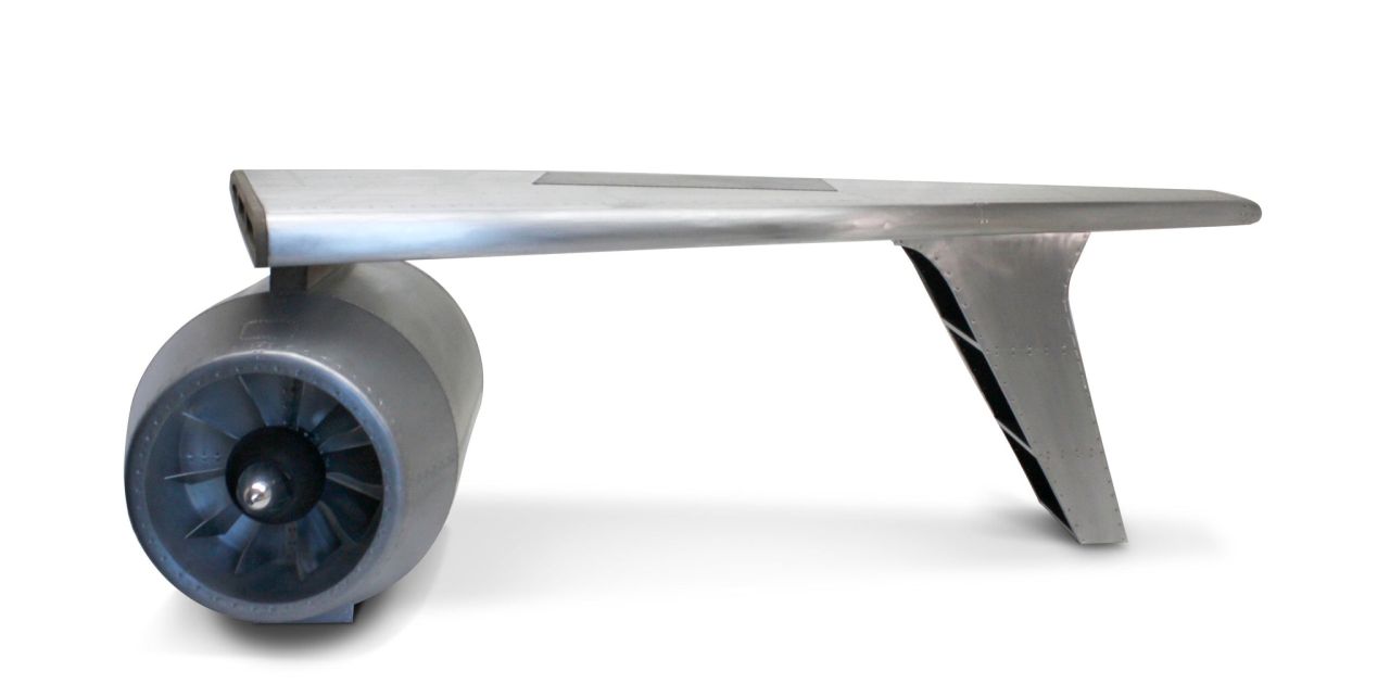 Vintage Fighter Jet-Inspired Desk Features a User-Centric Design