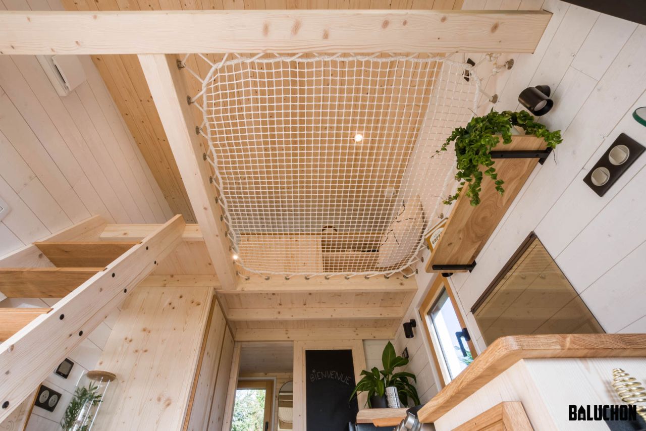 Ræv Tiny Home has Suspended Netting for an Additional Bed