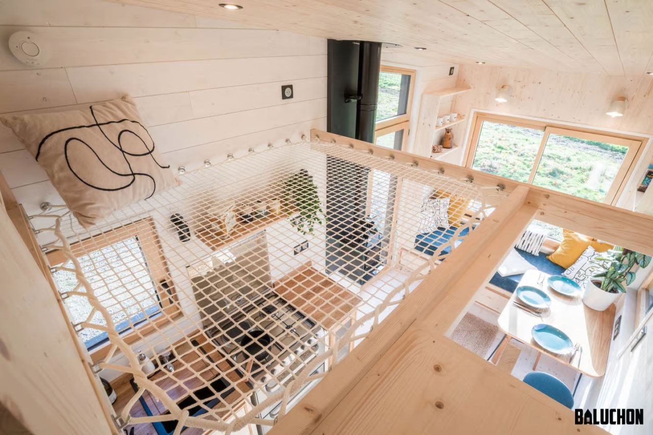 Ræv Tiny Home has Suspended Netting for an Additional Bed