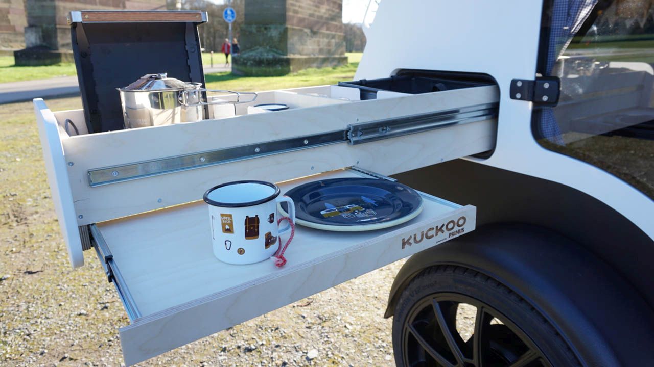 Kuckoo's Emma Trailer has Glass Doors to Connect With Nature