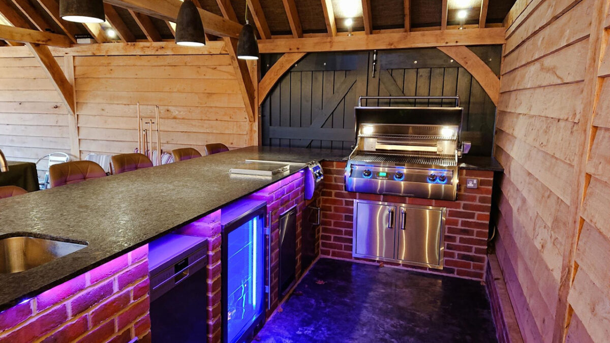 10 Amazing Man Cave Ideas You Might Have Overlooked