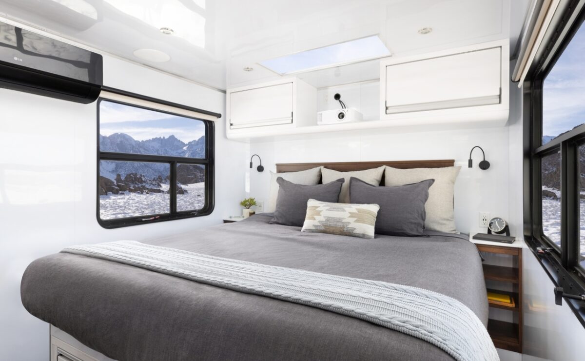 All-Electric HD PRO Travel Trailer Comes With Dual Solar Awning