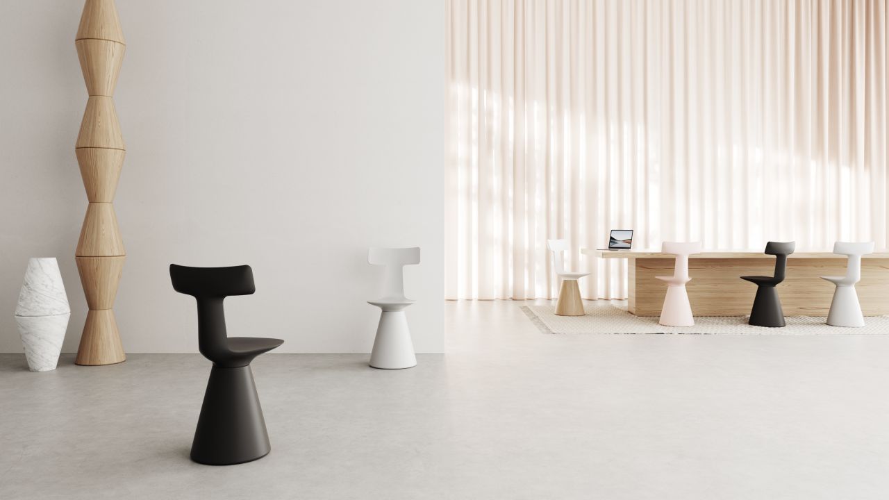 Thomas Schnur Molds Arfinio Chair From Lighter, Stronger Material