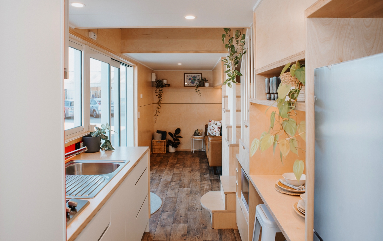 Babbalucci Tiny House is a Two-Loft Dwelling With Split Staircase