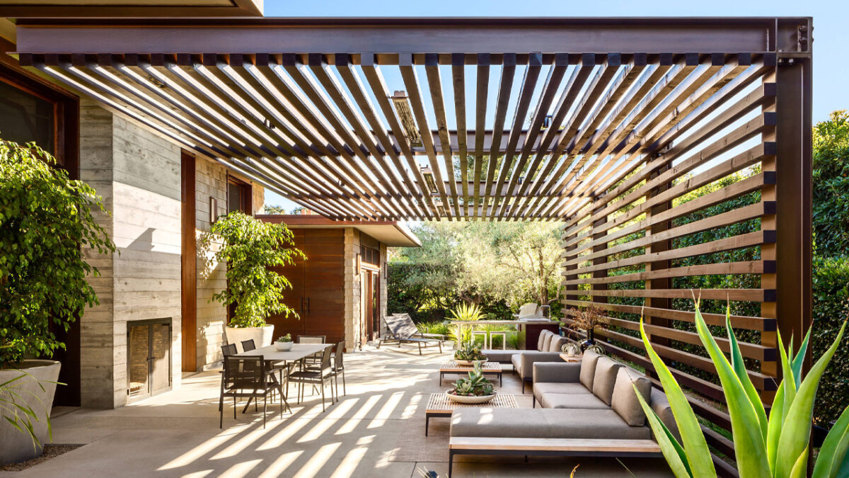 Best Wooden Pergola Designs to Turn Your Outdoors Into an Oasis