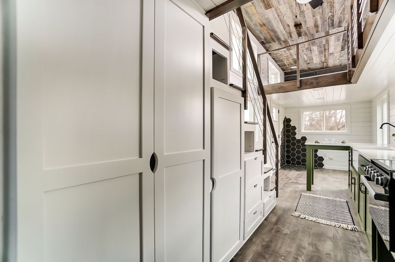 Bison House Features Twin Lofts Adjoined by Elevated Catwalk