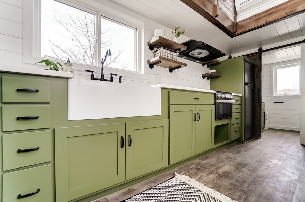 Bison House Features Twin Lofts Adjoined by Elevated Catwalk