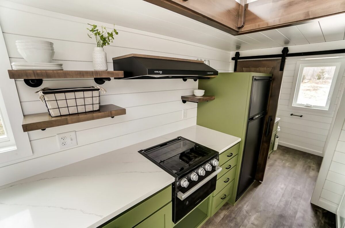 Bison House Features Twin Lofts Adjoined by Elevated Catwalk