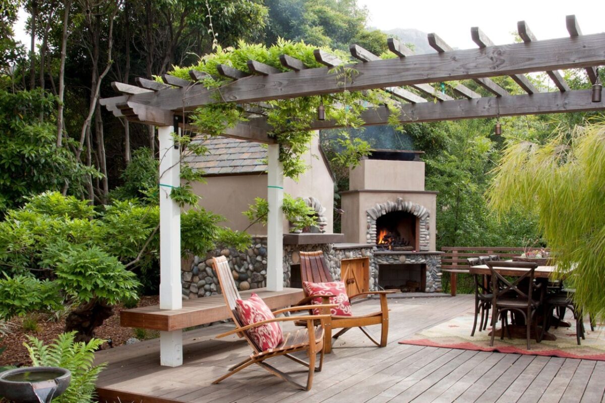 Best Wooden Pergola Designs to Turn Your Outdoors Into an Oasis