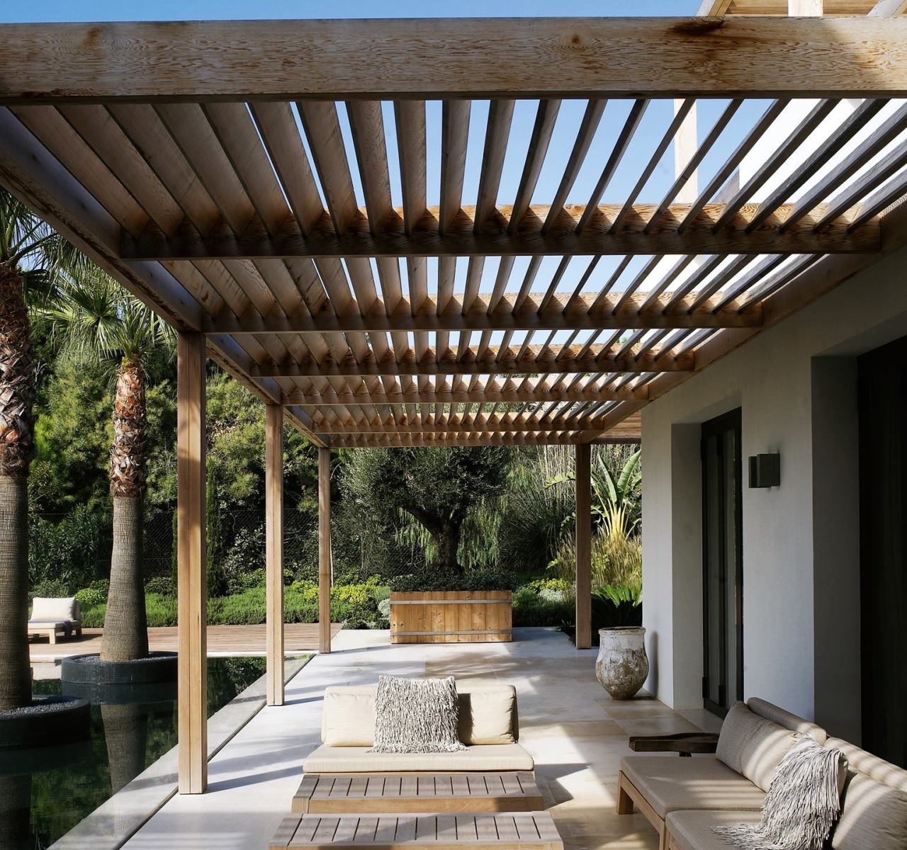 Best Wooden Pergola Designs to Turn Your Outdoors Into an Oasis
