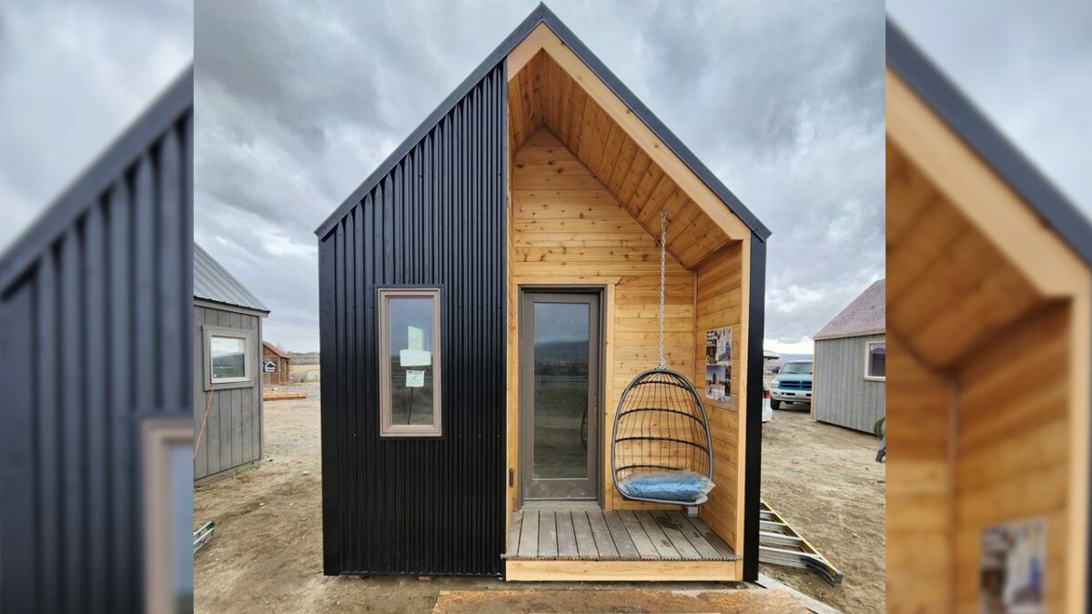 200 sq ft Cabin Proves Why Not All Tiny Houses Need a Loft