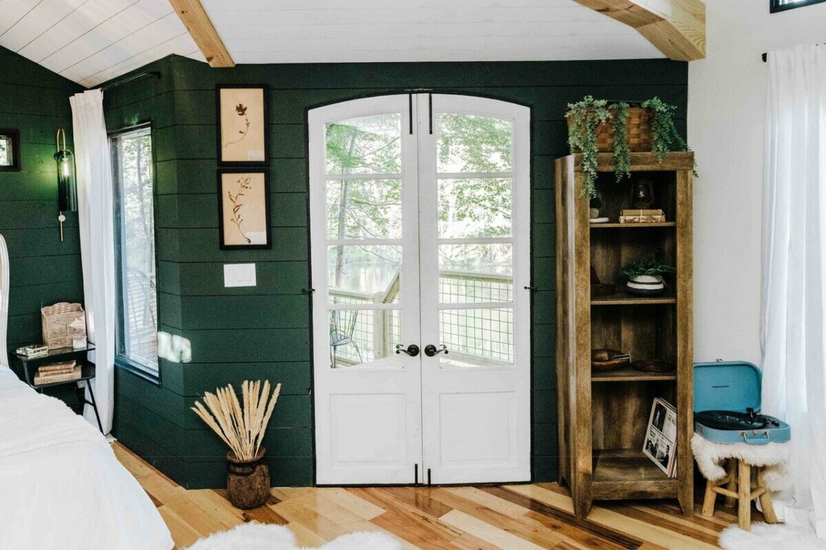 Carolina Treehouse is Magical Getaway in Charlotte Forest