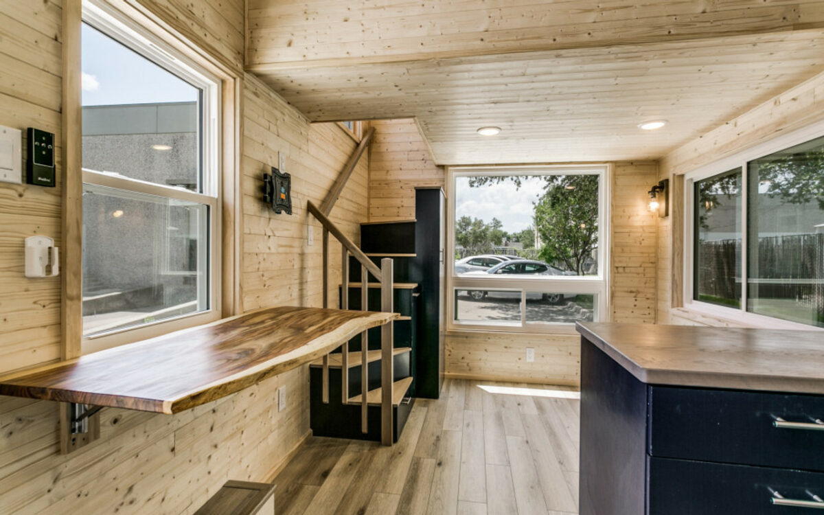 Chuy’s House Homesteader Deluxe has Separate Loft bedrooms