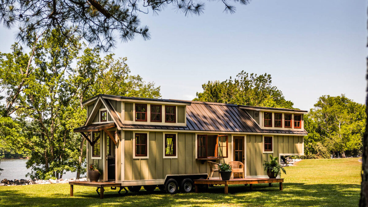 Denali XL Family Tiny Home With Folding Porch and Bathtub