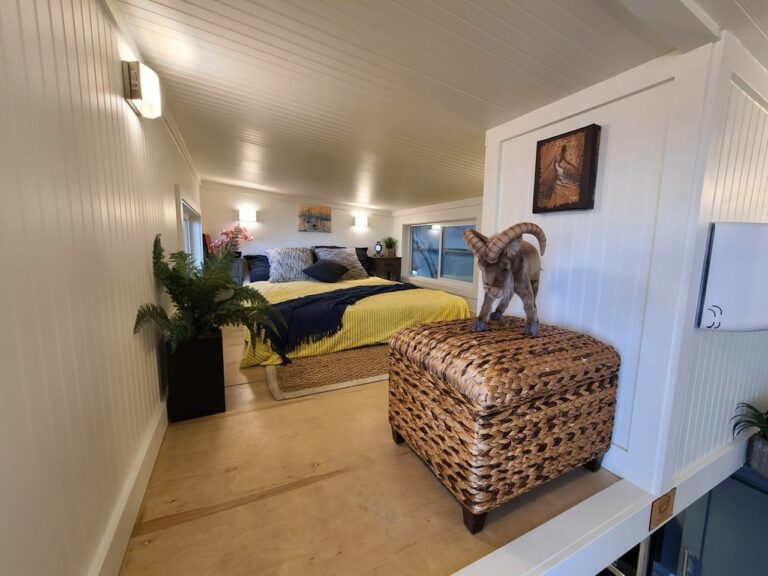 Nickolaus Ridge Tiny House Features Dual Loft and a Flex Room