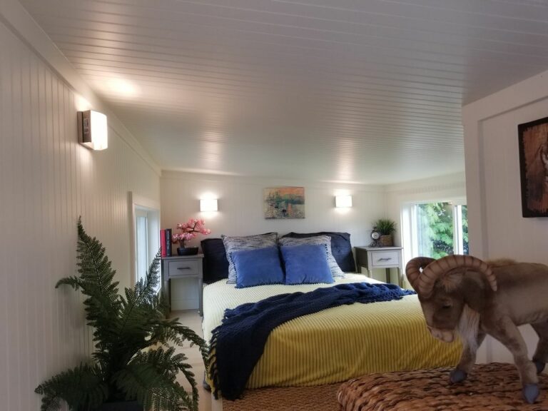 Nickolaus Ridge Tiny House Features Dual Loft and a Flex Room