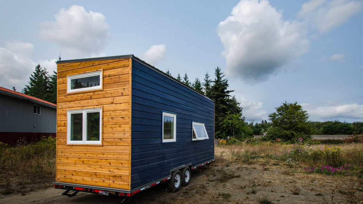 Stellar Jay is Minimalist Tiny House With Skylight That Opens