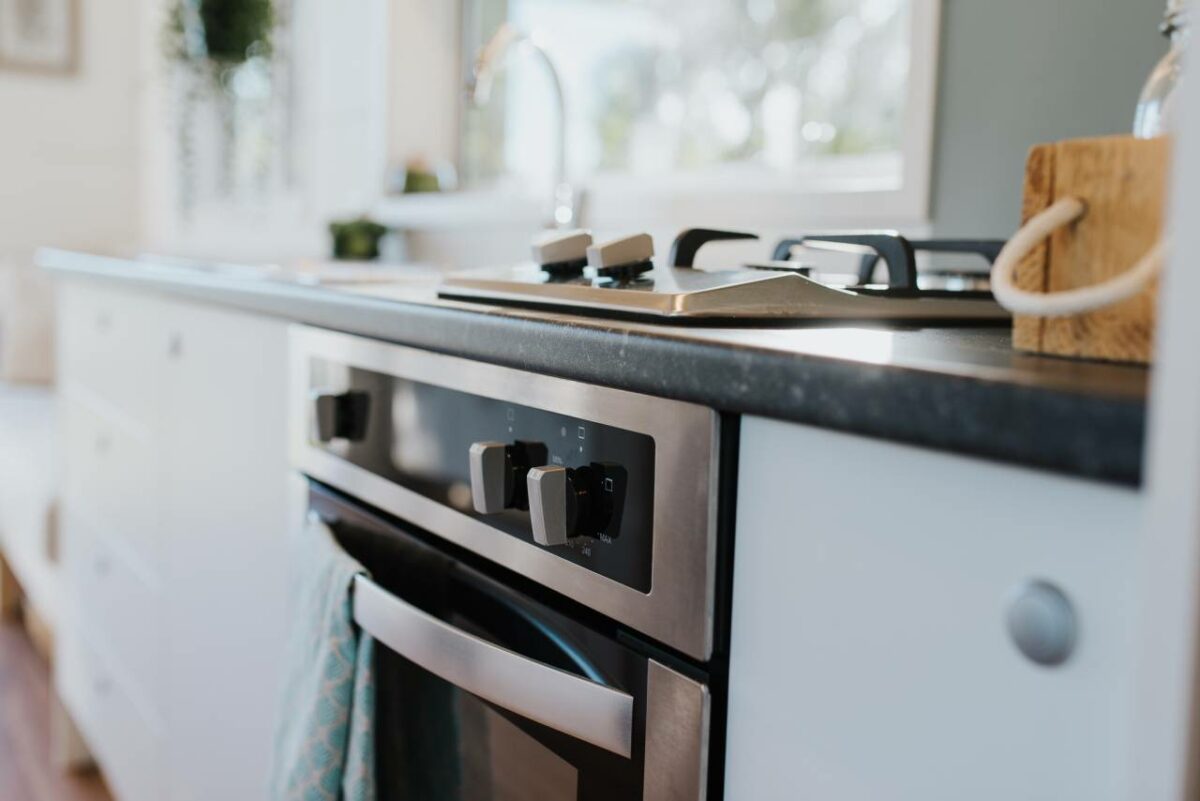 Bitser Tiny House Utilizes Leftover Materials in Construction