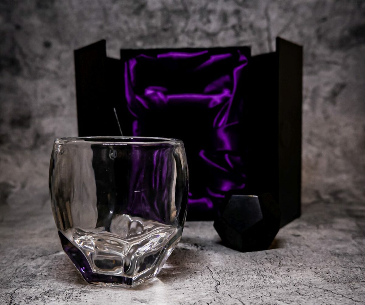Diamas Whiskey Glass Redefines Drinking Experience