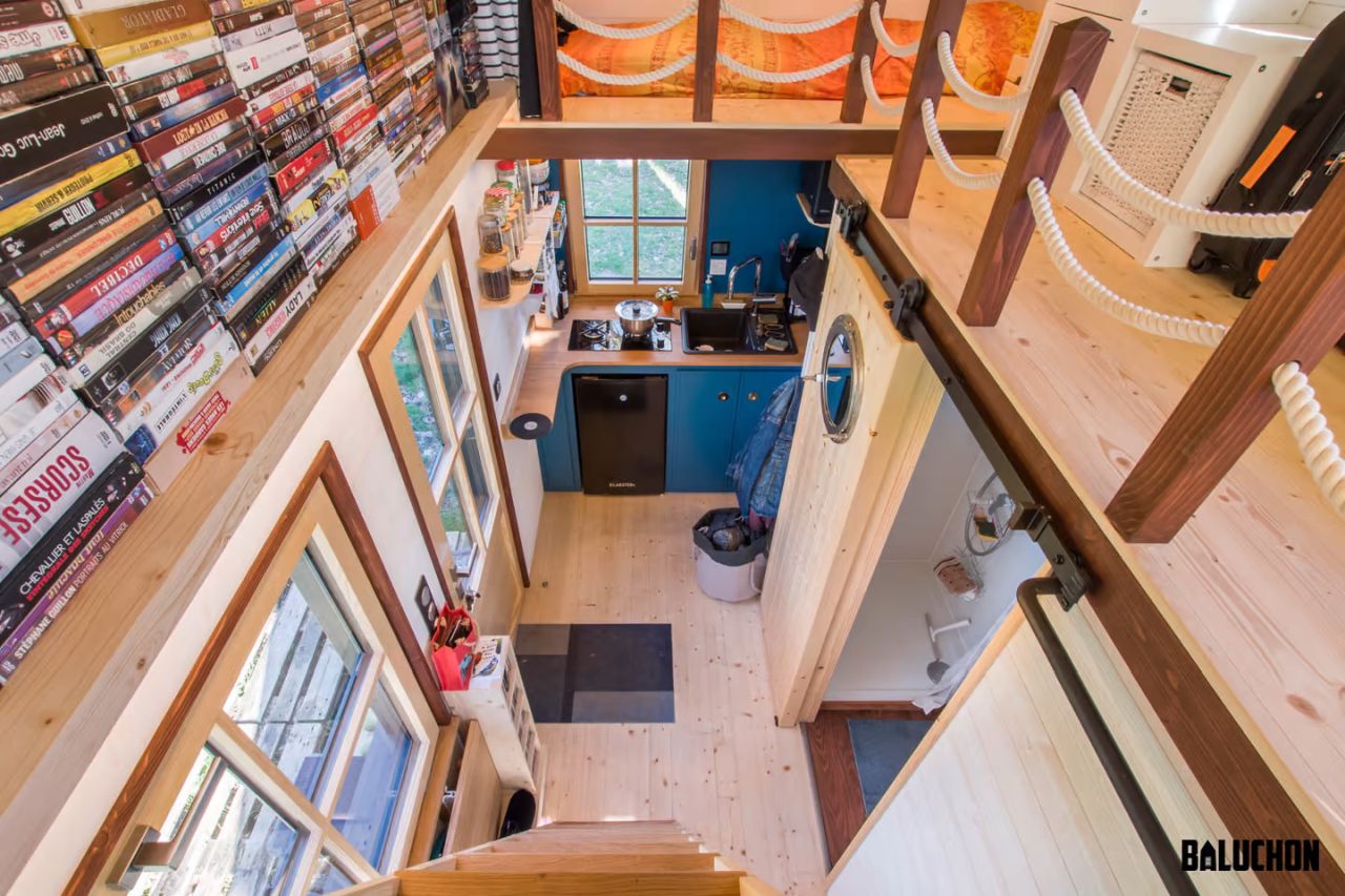 Rhapsodie Tiny House Features a Music Studio and a Balcony