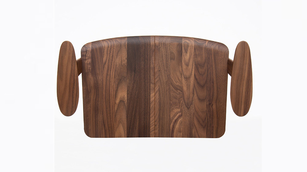 This Japanese Armchair Without Backrest is Made for the Elderly